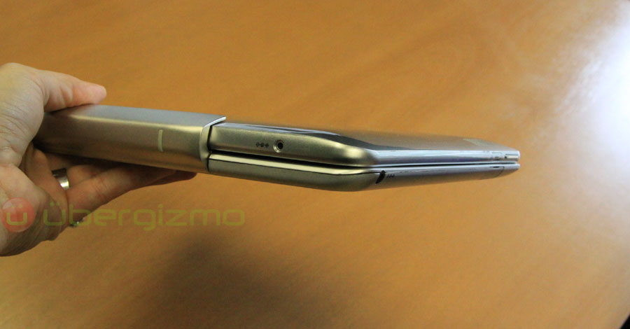 Samsung Series 5 and Series 7 Slate PCs, hands-on! | Ubergizmo